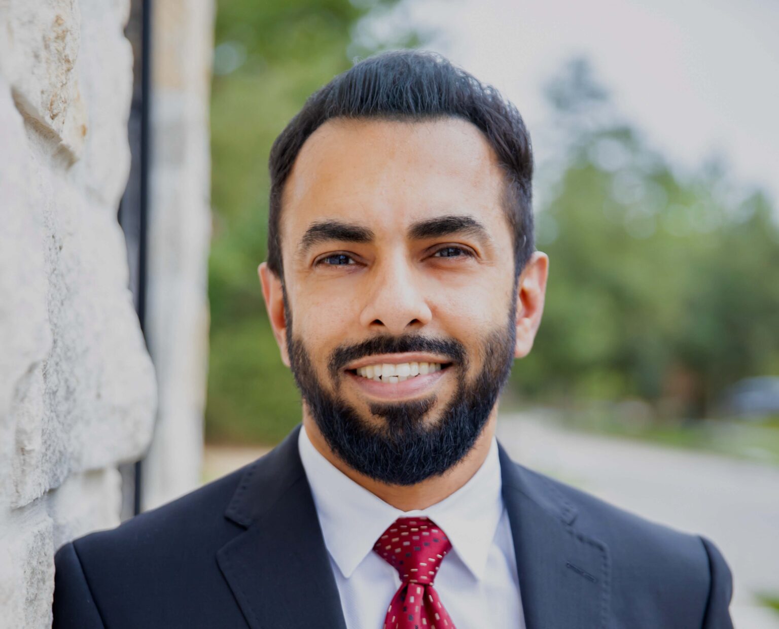 Dr. Avais Chatha - Gastroenterology Expert